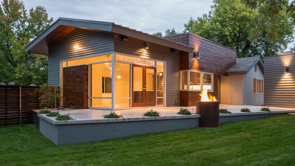 GARY HOUSE - Modern - Patio - Other - by DECCO | Houzz