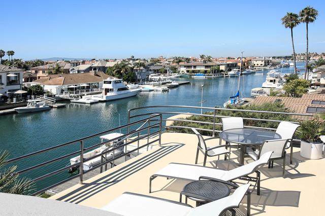 Gilbert Island Waterfront - Moderno - Patio - Los Ángeles - de Cantoni ...