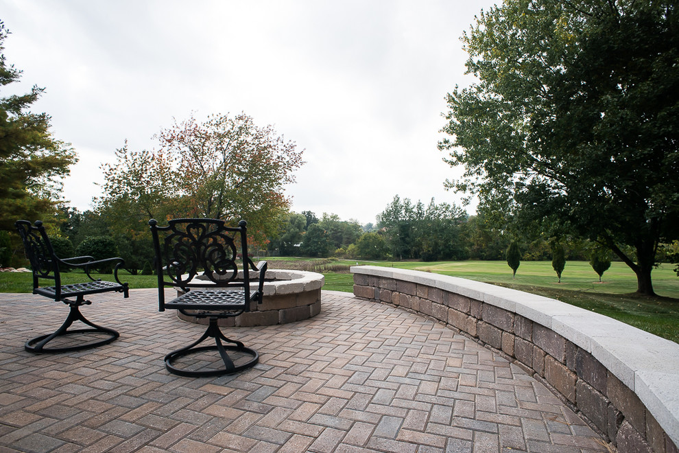 Golf Course Overlook - Traditional - Patio - Detroit - by Lotus ...