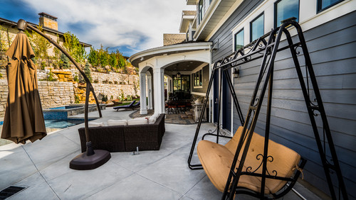 13 Beautiful Beach Themed Patio Ideas - The Nautical Decor Store