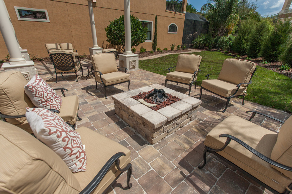 Hardscape Design - Mediterranean - Patio - Orlando - by VerdeGo | Houzz