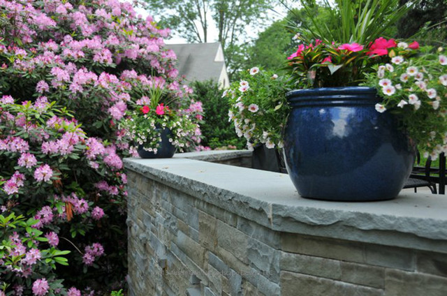 Hardscape Elements - New Canaan, CT - Clásico - Patio - Bridgeport - de ...