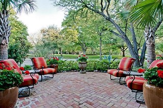 Highland Park spanish mediterranean design - Mediterranean - Patio ...