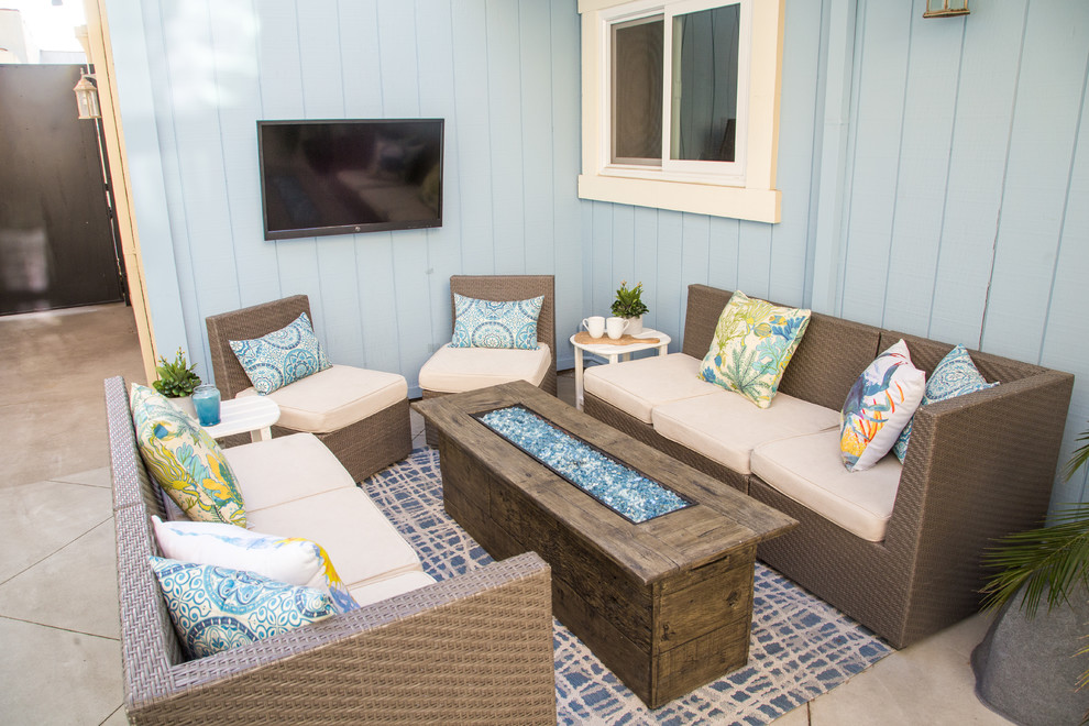 Huntington Beach Courtyard - Beach Style - Patio - Orange County - by ...