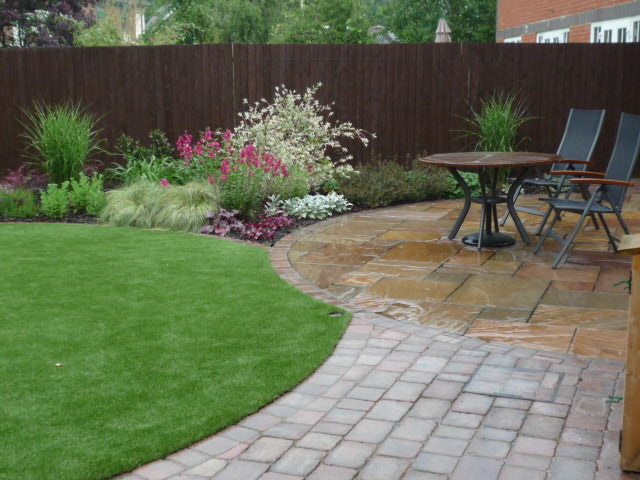 Indian sandstone patio - Traditional - Patio - Surrey - by Nancy ...
