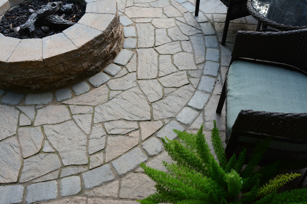 Inlay Interest - Traditional - Patio - Richmond - by Outdoor Dreams | Houzz