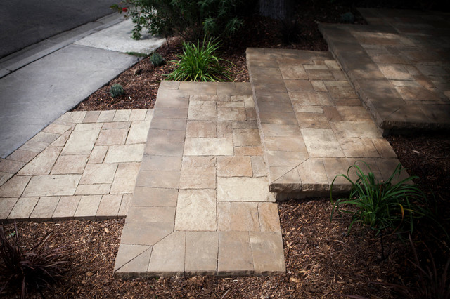 Interlocking Pavers Steps - Mediterráneo - Patio - Orange County - de ...