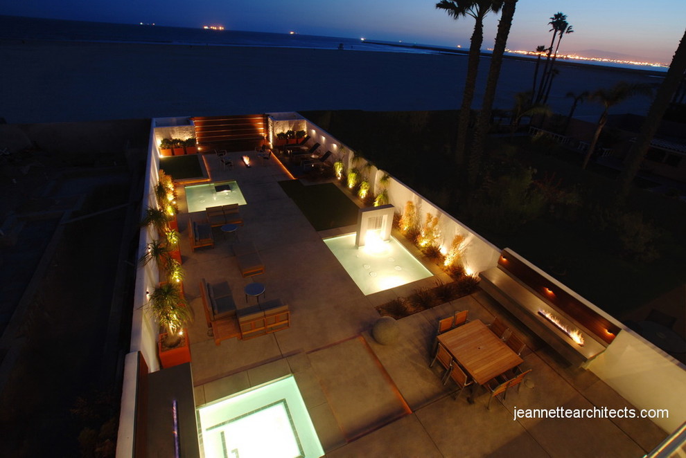 Jetson - Modern home in Seal Beach, California by Jeannette Architects ...