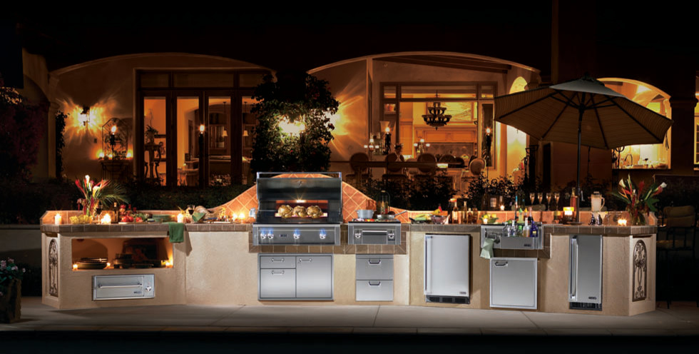 LYNX Sedona Outdoor Kitchen - Traditional - Patio - Other - by Ferguson ...