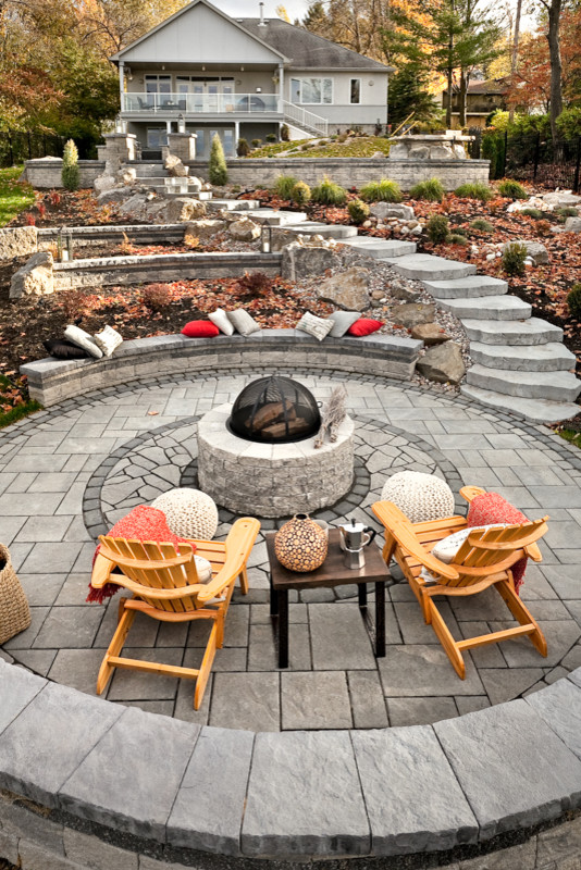 Maya Step - Traditional - Patio - Philadelphia - by Techo-Bloc | Houzz