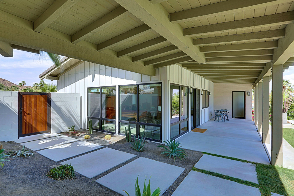 Mesa Modern Residence Entry Patio - Midcentury - Patio - Los Angeles ...