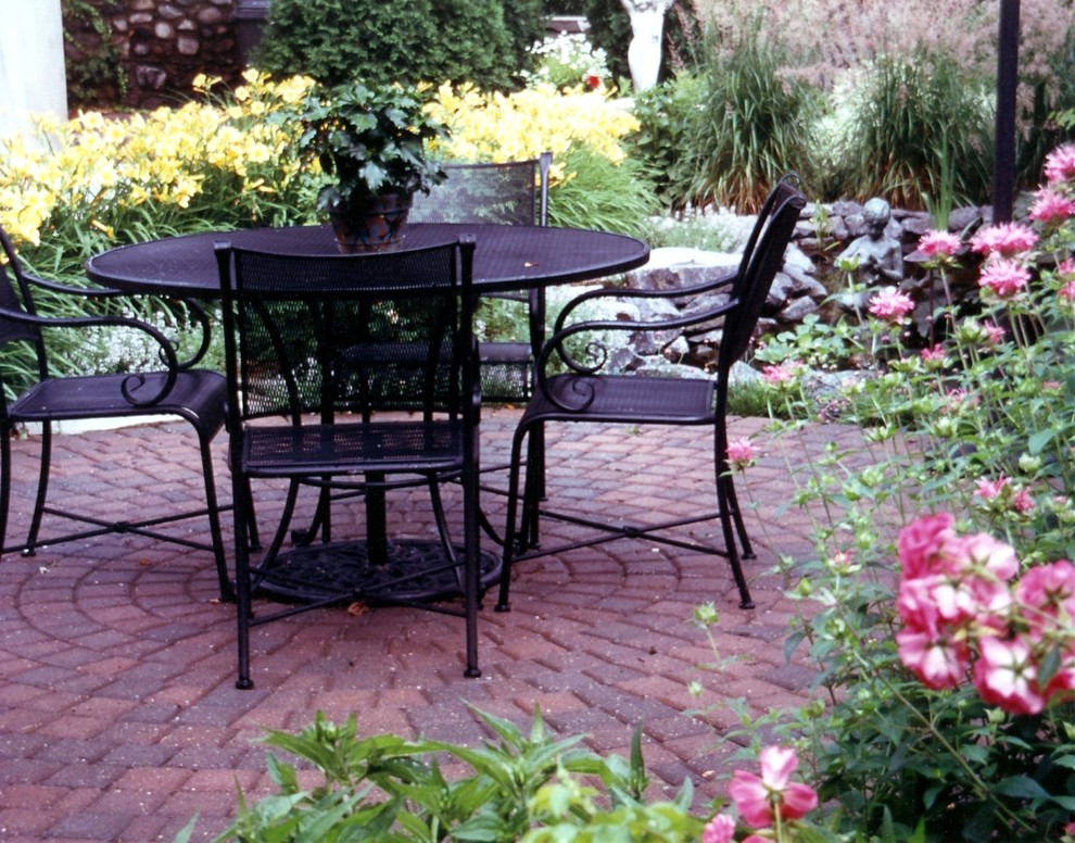 Minneapolis Back Yard Project-2001 MNLA Design Award - Traditional ...