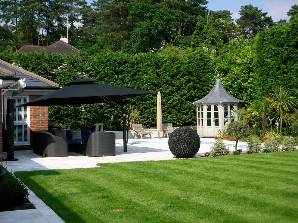 Modern country house terrace and garden - Modern - Patio - Berkshire ...