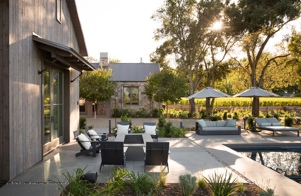 Modern Farmhouse - Farmhouse - Patio - San Francisco - by Strata ...
