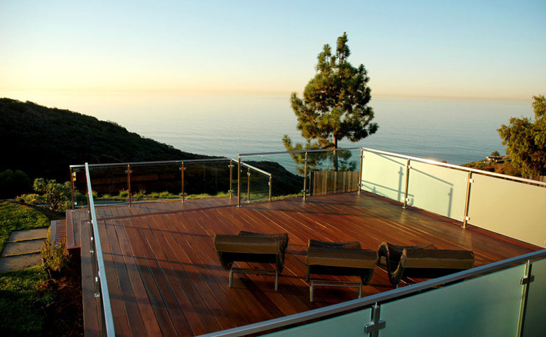 Modern Masterpiece - Modern - Deck - Los Angeles - by Avalon ...