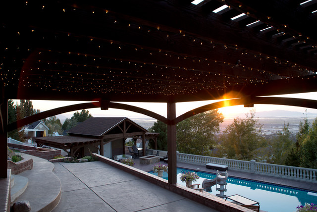 Mountain Resort Style Living in the Backyard - Sud-Ouest Américain ...