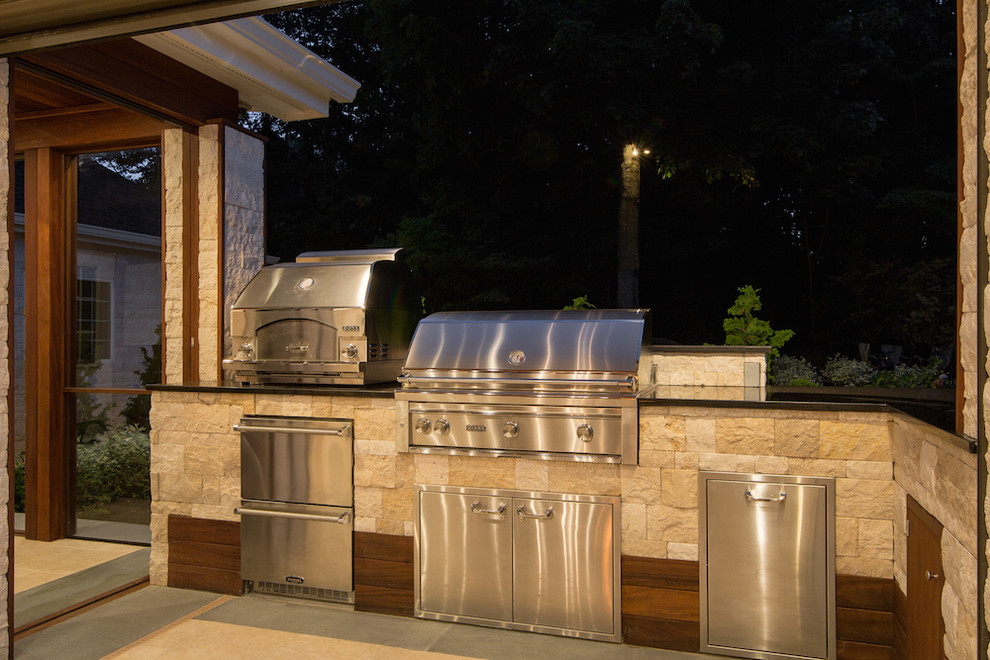 Must-See! Infinity Edge Pool, Outdoor TV, Outdoor Kitchen & Putting ...