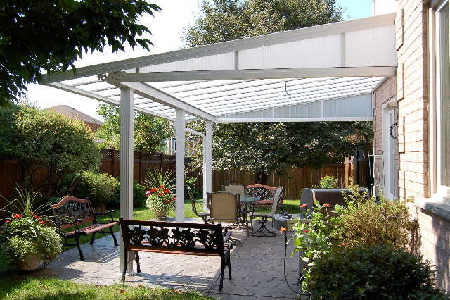 Natural Light Patio Cover - Klassisk - Gårdhave - Toronto - af Dave ...