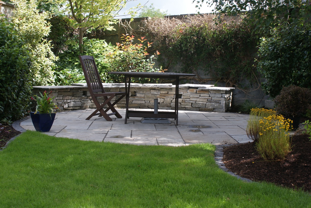 natural stone wall - Classique - Terrasse et Patio - Dublin - par ...