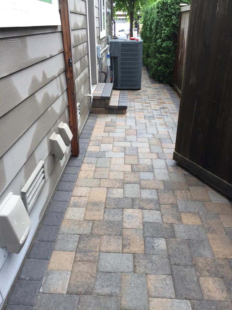 New Sod Backyard w/Walkway Pavers - Sammamish, WA - Transitional ...
