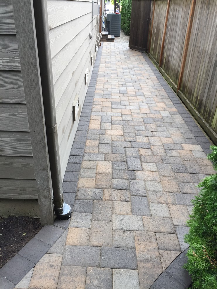 New Sod Backyard w/Walkway Pavers - Sammamish, WA - Transitional ...