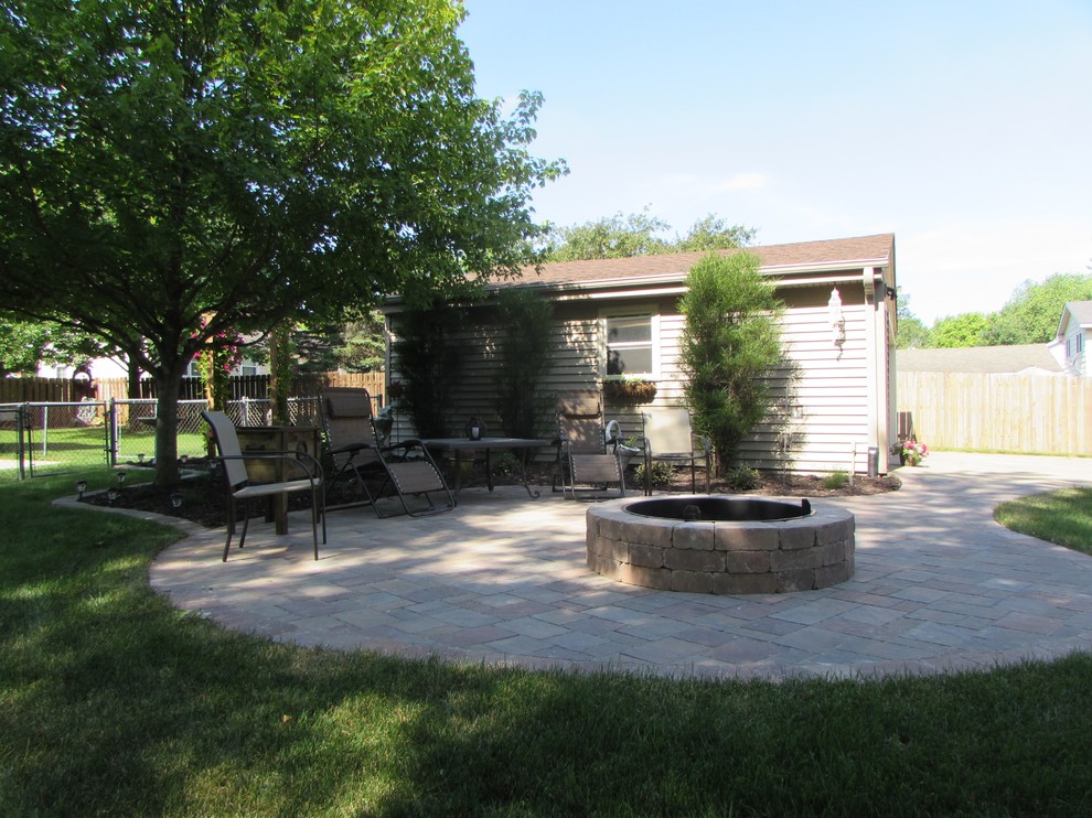 Oblong custom patio - Traditional - Patio - Other - by Capital ...