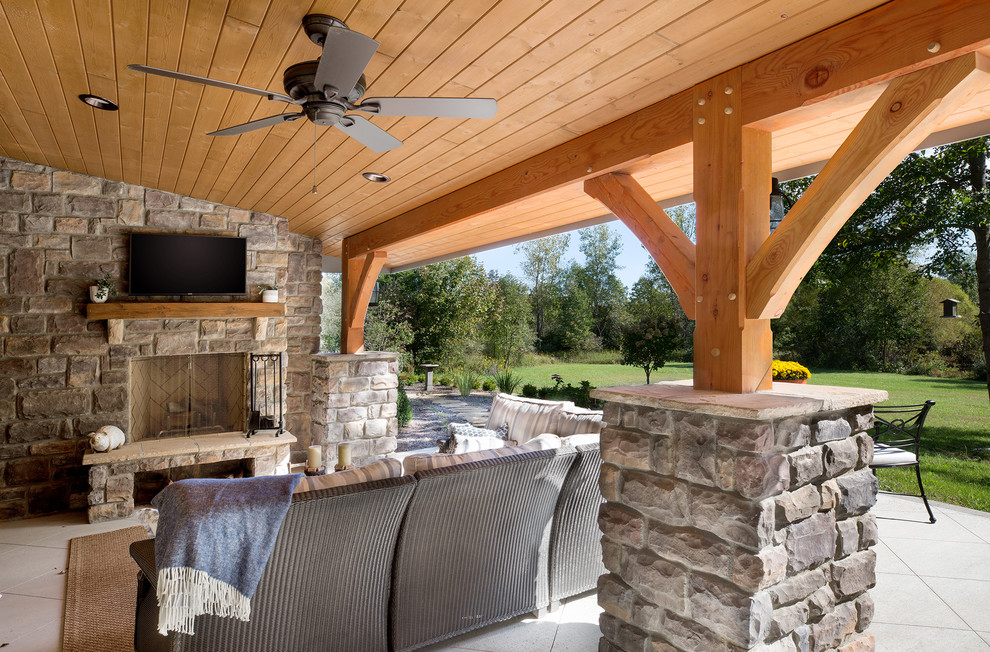 Ohio Timber Frame Home - Classique - Terrasse et Patio - Columbus - par ...