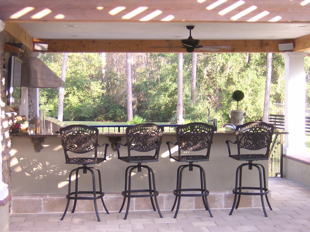 Outdoor Bar Area - Traditional - Patio - Tampa - by Dynamic Outdoor ...