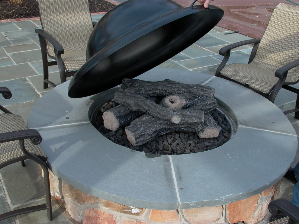 Outdoor Fire Structures - Traditional - Courtyard - Philadelphia - by ...