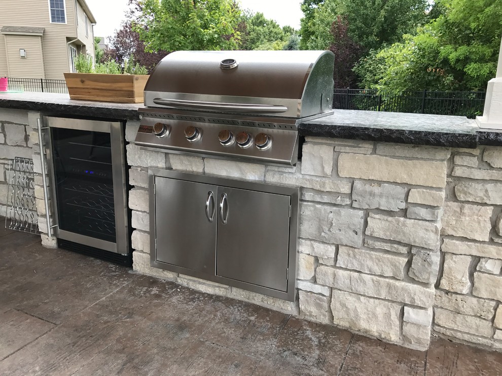 Outdoor Kitchen and Covered Back Porch - Traditional - Patio - Chicago ...