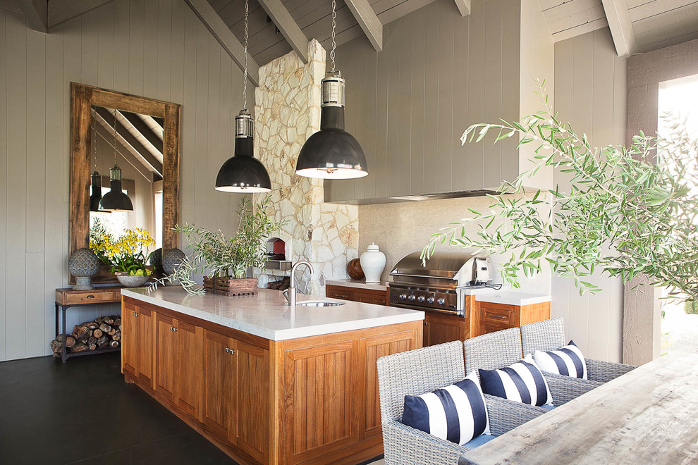Outdoor Kitchen - Farmhouse - Patio - San Francisco - by Joseph Farrell ...