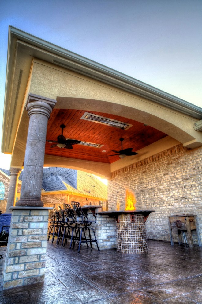Outdoor Kitchen with fire feature - Patio - Houston - by Absolutely ...