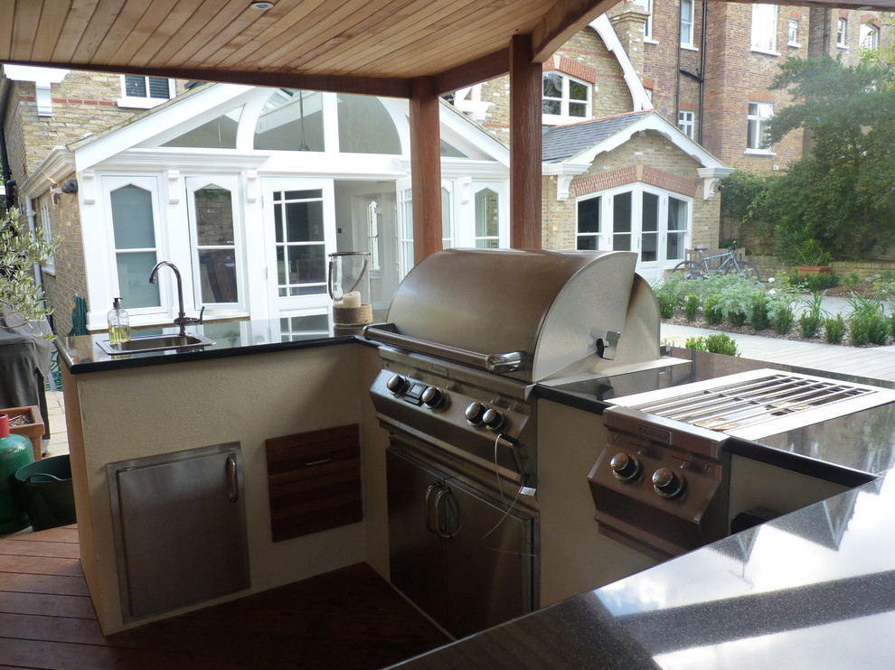 Outdoor Kitchens and BBQ Areas - Classique - Terrasse et Patio - Kent ...