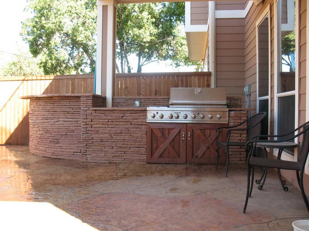 Outdoor kitchens and Fireplaces - Traditional - Patio - Dallas - by ...