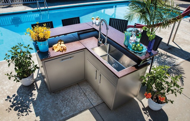 Outdoor Kitchens - Traditional - Patio - Other - by Challenger Designs ...