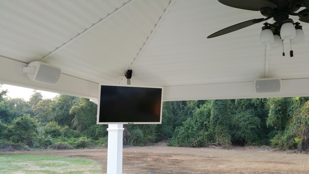 Outdoor Kitchens - Traditional - Patio - New York - by Millenium Stone ...