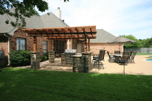 Outdoor Kitchens-Pergolas - Traditional - Patio - Dallas - by Pulliam ...
