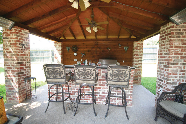 Outdoor Kitchens-Pergolas - Traditional - Patio - Dallas - by Pulliam ...
