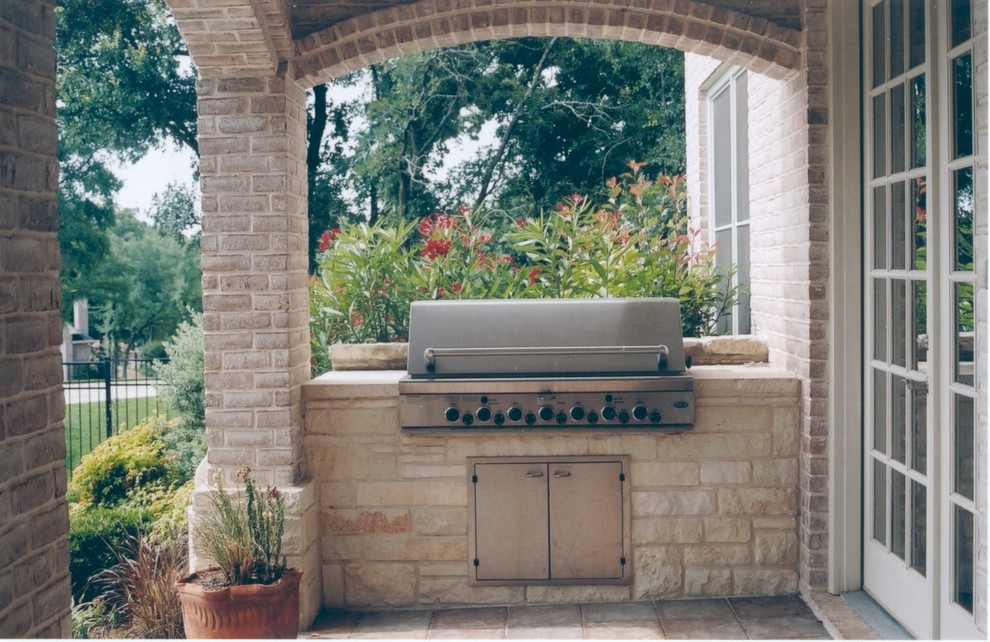 Outdoor Kitchens-Pergolas - Traditional - Patio - Dallas - by Pulliam ...