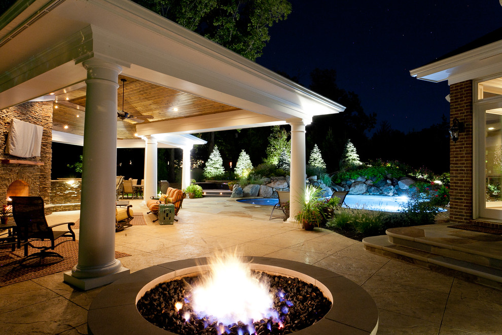 Outdoor Living - Traditional - Patio - Cincinnati - by Tepe Landscaping ...