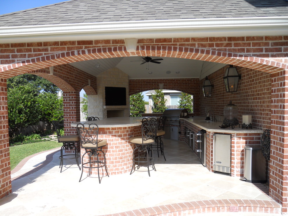 Outdoor Living - Traditional - Patio - Houston - by The GoodLife ...