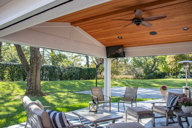 Outdoor Room Addition with Retractable Screens - Terrasse et Patio - St ...