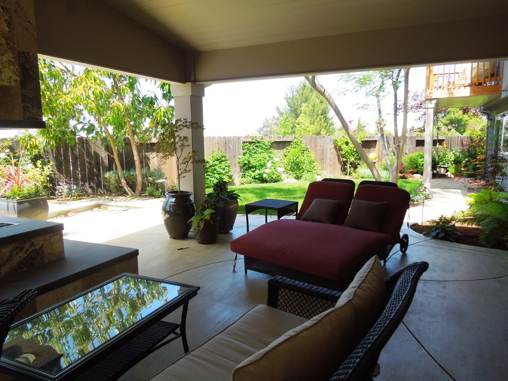 Overhead Structure / Covered Porch - Traditional - Patio - San ...