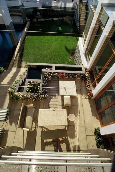 Pakistan house - Modern - Patio - San Francisco - by M. Designs ...