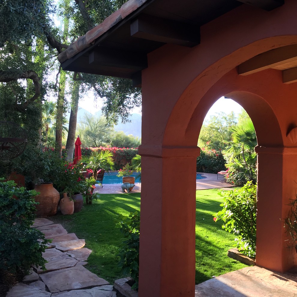 Paradise Valley patio - Mediterranean - Patio - Phoenix - by Tierra Del ...
