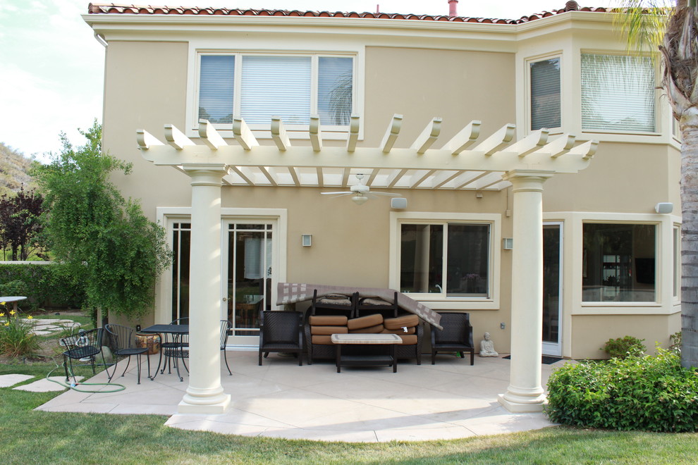 Patio Enclosure in Los Angeles - Traditional - Courtyard - Los Angeles ...