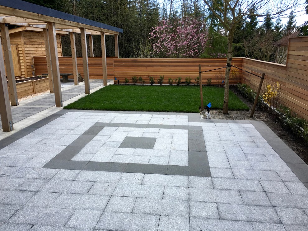 Patio pattern detail, closer view - Modern - Patio - Vancouver - by ...