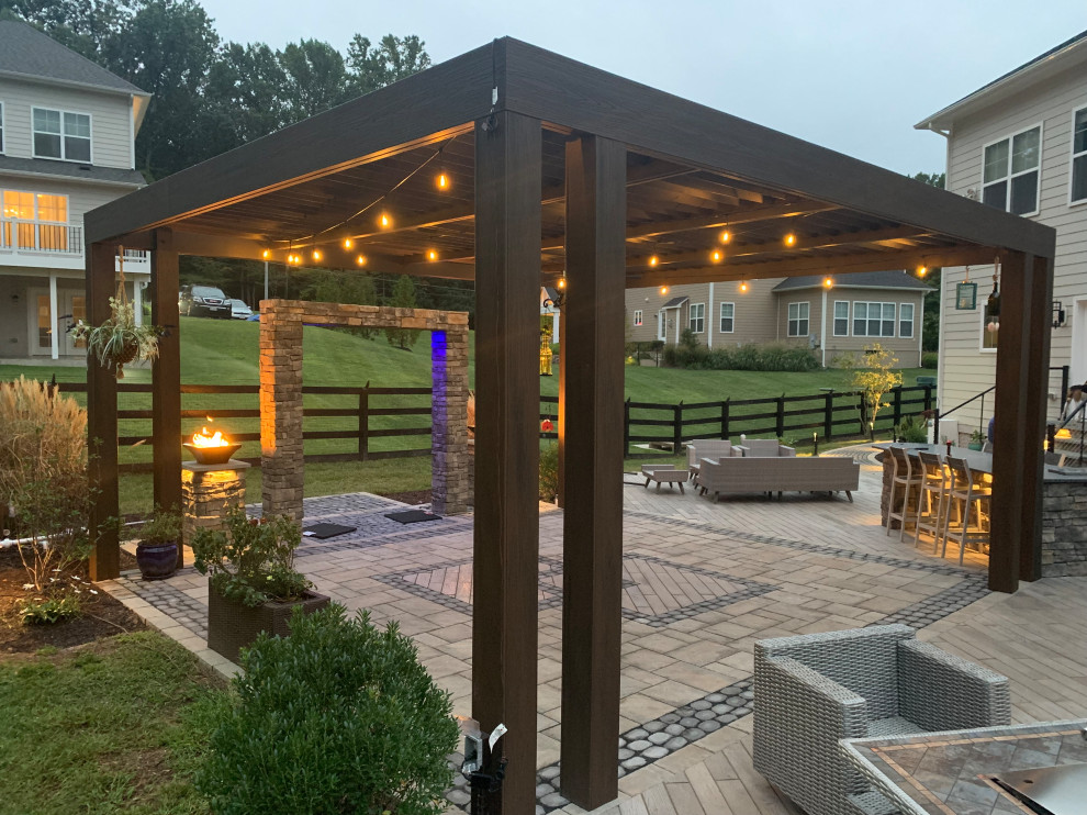 Patio with Water feature, Techo bloc and Trex producs - Patio - DC ...