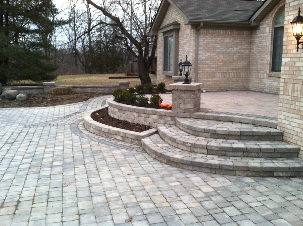 Patios with seatwalls - Traditional - Patio - Detroit - by Apex ...