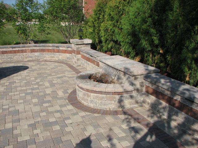 Paver Patio, Built-In grill with Bar, Water Feature, Landscape ...